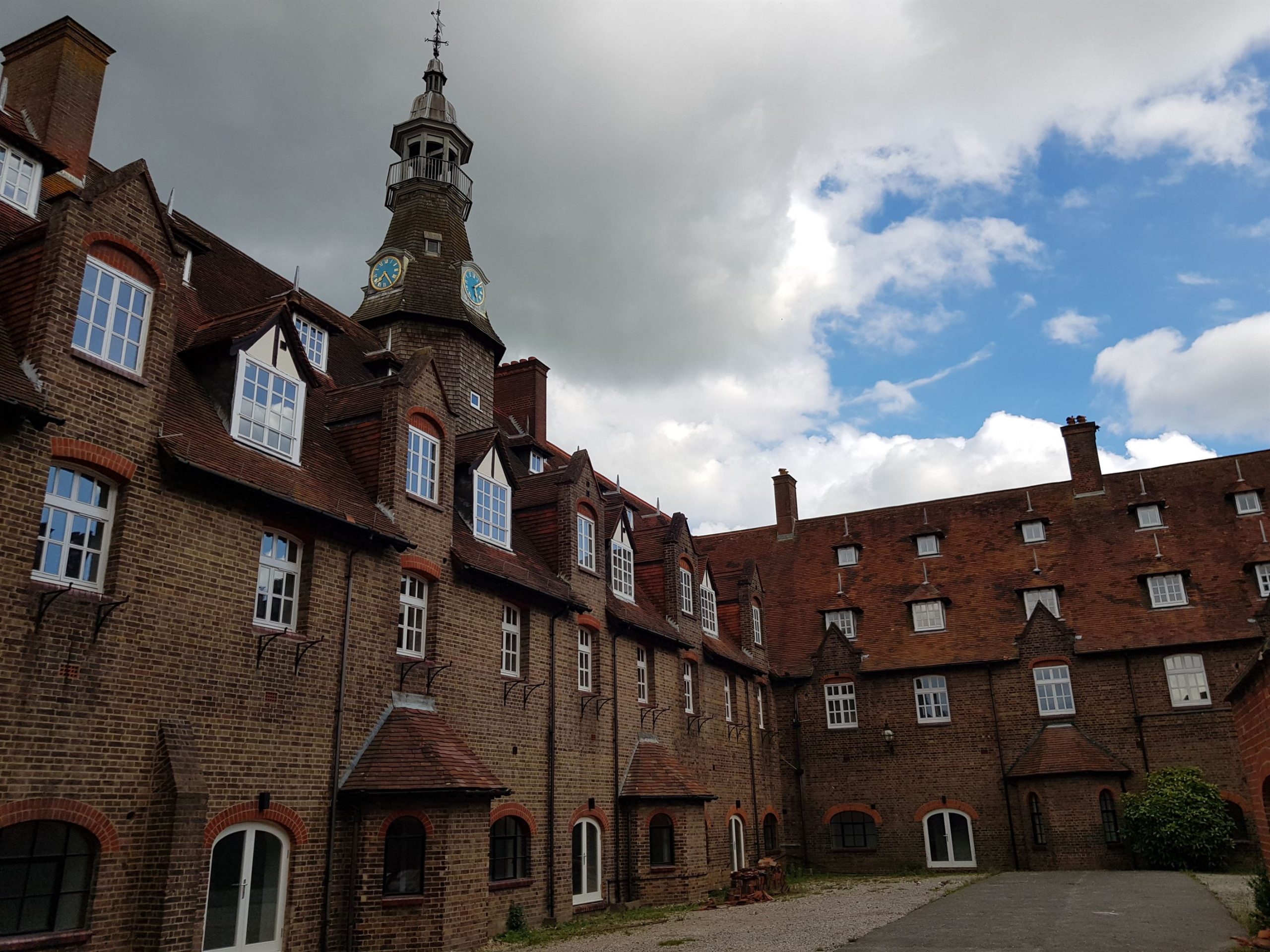 The Priory – Klifer Developments